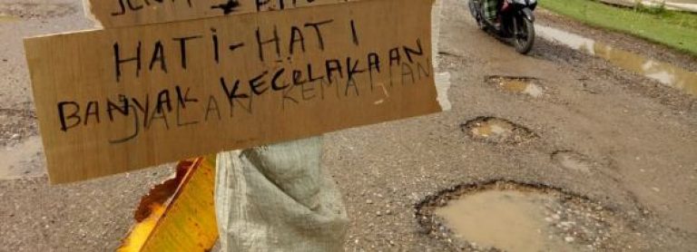 Contoh Kalimat Logis dan Tidak Logis dalam Bahasa Indonesia » Romeltea ...